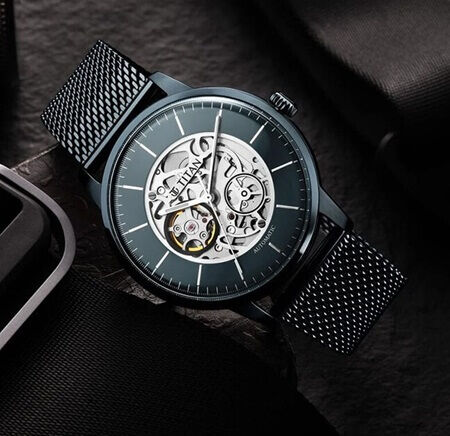 Understanding How Automatic Watches Work | Titan Blog