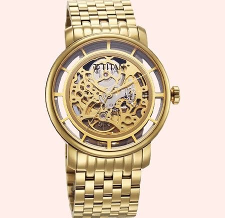 What Is an Analog Watch? A Complete Guide | Titan Blog