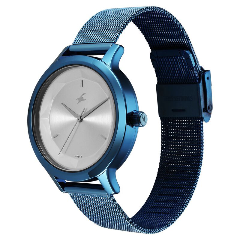 Buy Online Fastrack Fleek Quartz Analog Silver Dial Stainless Steel ...
