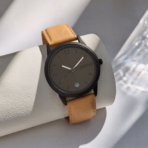 Buy Online Titan Men's Timeless Style Watch: Refined Anthracite Dial ...