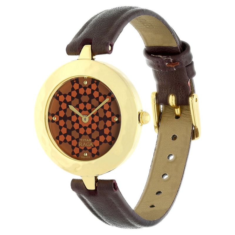Buy Online Titan Quartz Analog Multicoloured Dial Leather Strap Watch ...