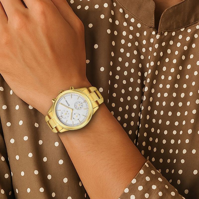 Buy Online Titan Black and Gold Silver Dial Analog with Day and Date ...