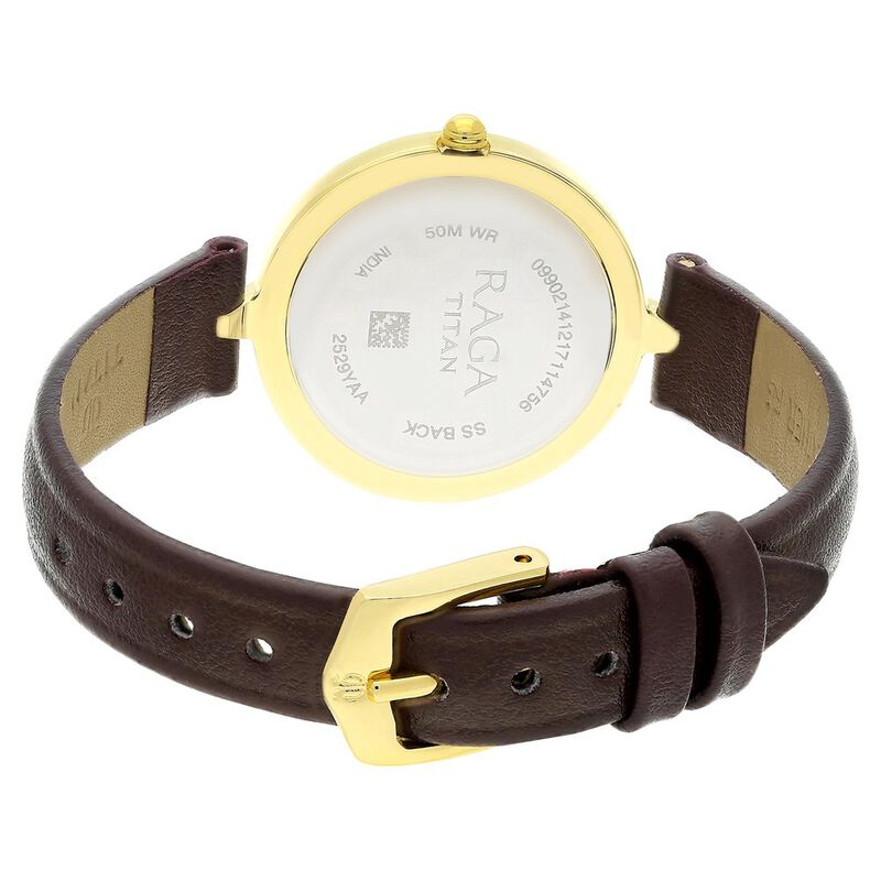 Buy Online Titan Quartz Analog Multicoloured Dial Leather Strap Watch ...