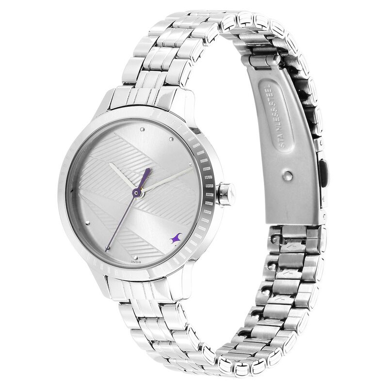 Buy Online Fastrack Stunners Quartz Analog Silver Dial Metal Strap ...