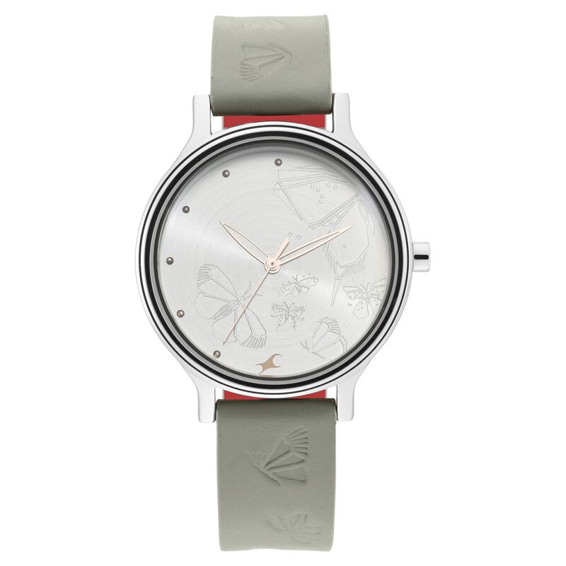 Buy Online Fastrack I Love Me Quartz Analog Silver Dial Leather Strap ...