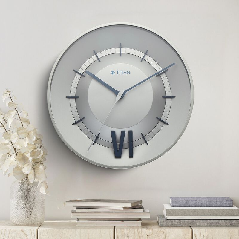 Buy Online Titan Contemporary Wall Clock with Silver Dial Silent Sweep ...