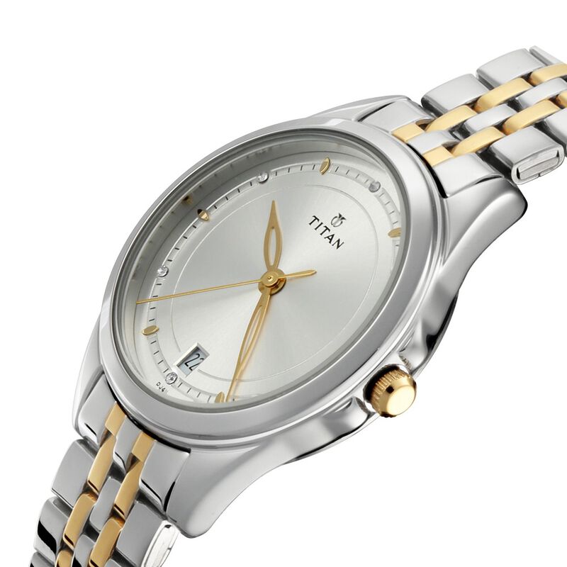 Buy Online Titan Bandhan Quartz Analog with Day and Date Silver Dial ...
