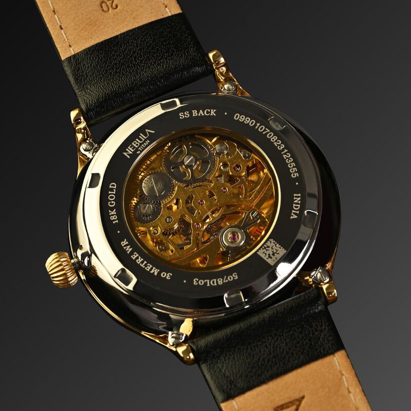 Buy Online Nebula by Titan Abhiyant Hand-Wound Mechanical Analog with ...