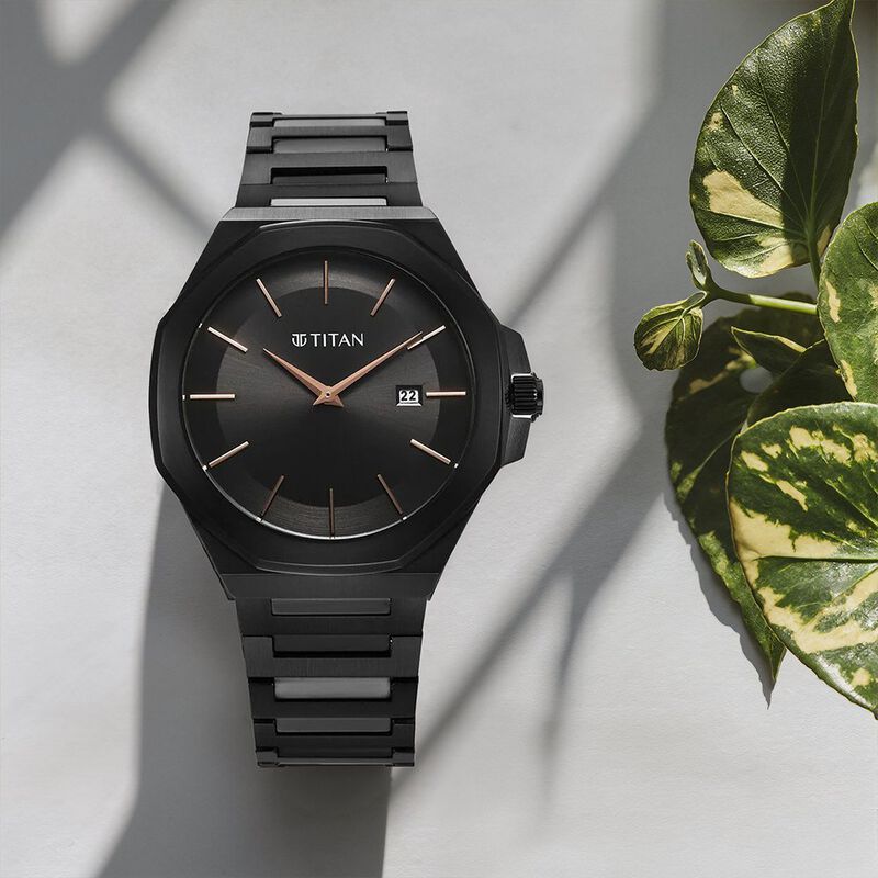 Buy Online Titan Classic Slim Quartz Analog with Date Black Dial ...