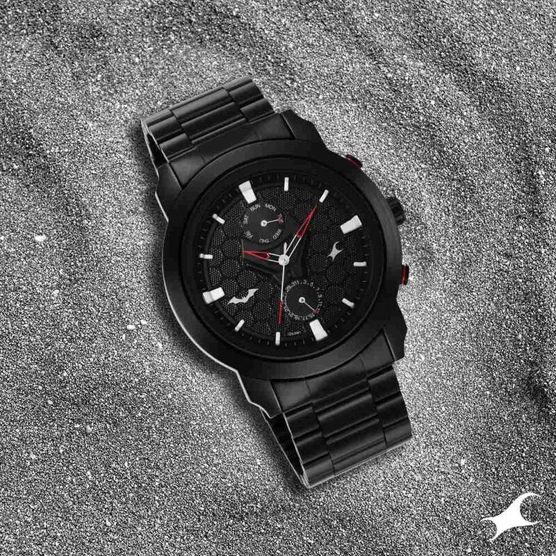 Buy Online Fastrack Batman Quartz Analog with Day and Date Black Dial ...