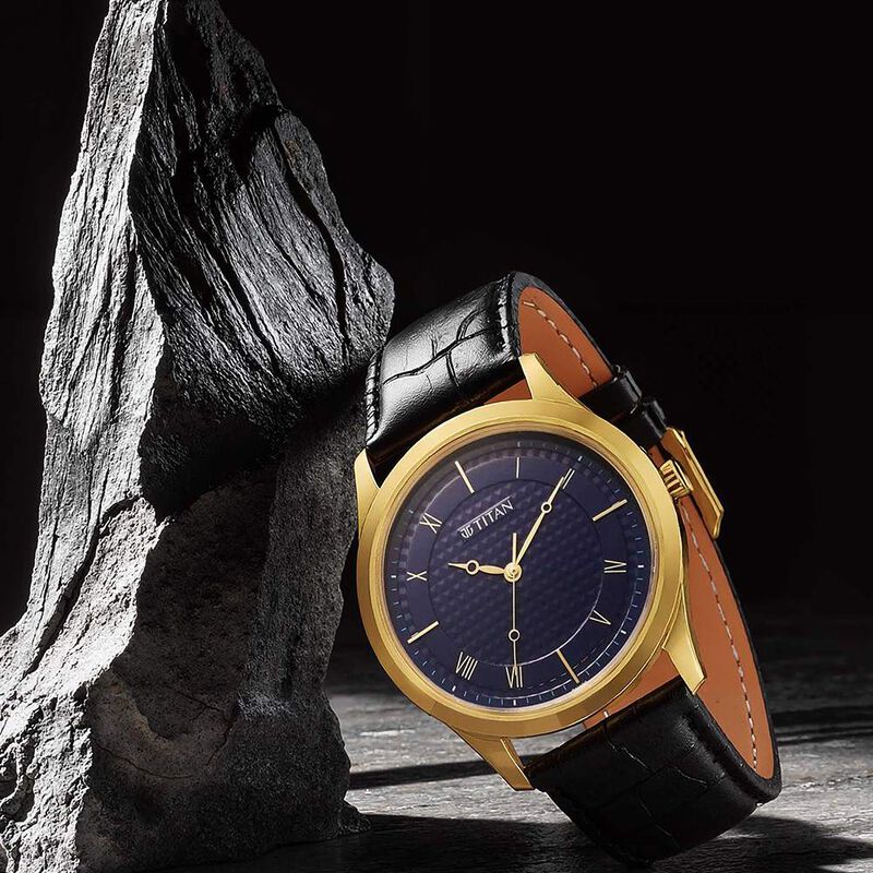 Buy Online Titan Karishma Blue Dial Analog Leather Strap watch for Men ...