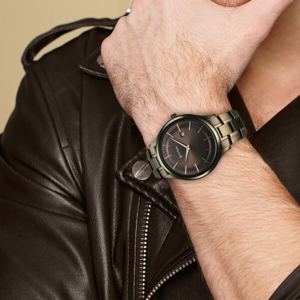 Buy Online Titan Clasique Slim Quartz Analog with Date Green Dial ...