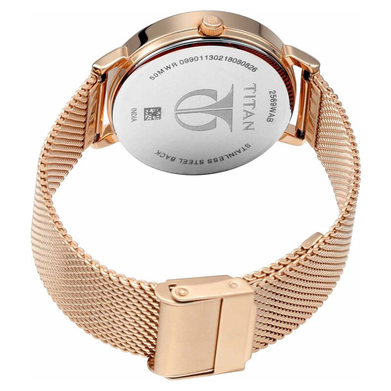 Buy Online Titan Sparkle Quartz Analog with Day and Date Beige Dial ...