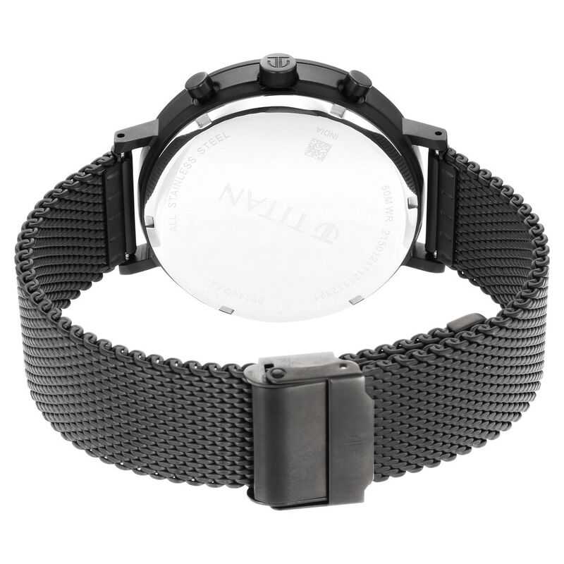Buy Online Titan Quartz Analog with Day and Date Black Dial Stainless ...