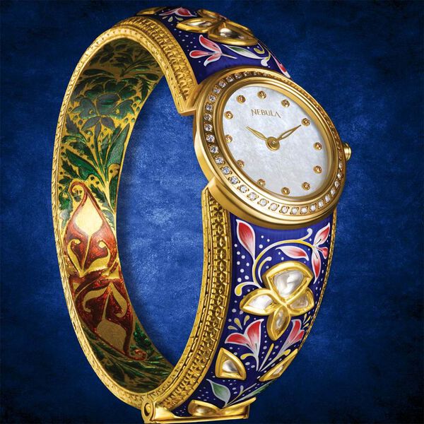 Buy Online Titan Nebula Nazakat Quartz Analog 22 Karat Solid Gold Watch ...