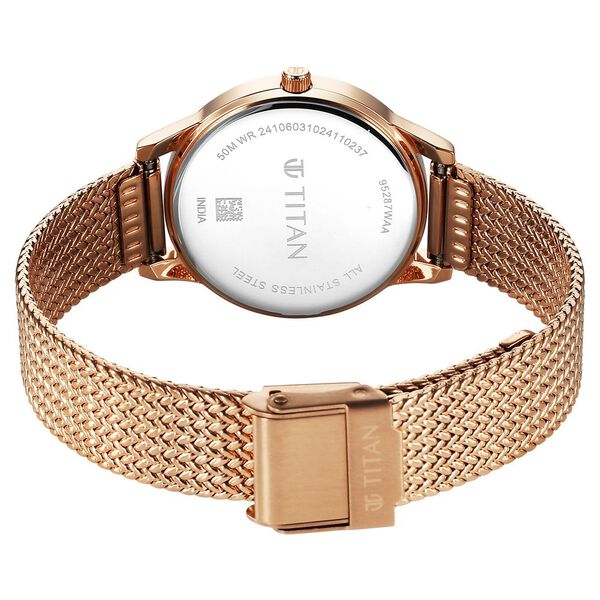 Buy Online Titan Titan Timeless Urban Quartz Analog Silver Dial Metal ...