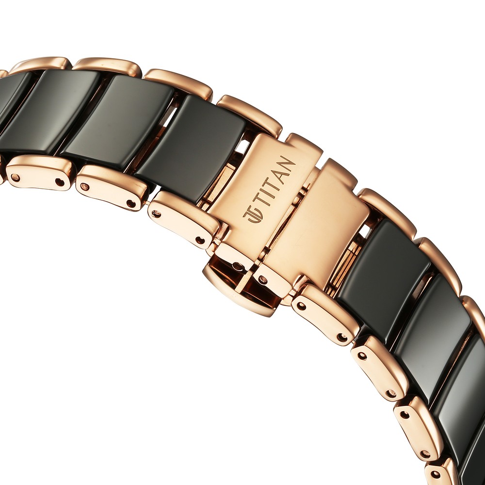 Buy Online Titan Edge Fusion Slim Two-Toned Steel And Ceramic Strap ...