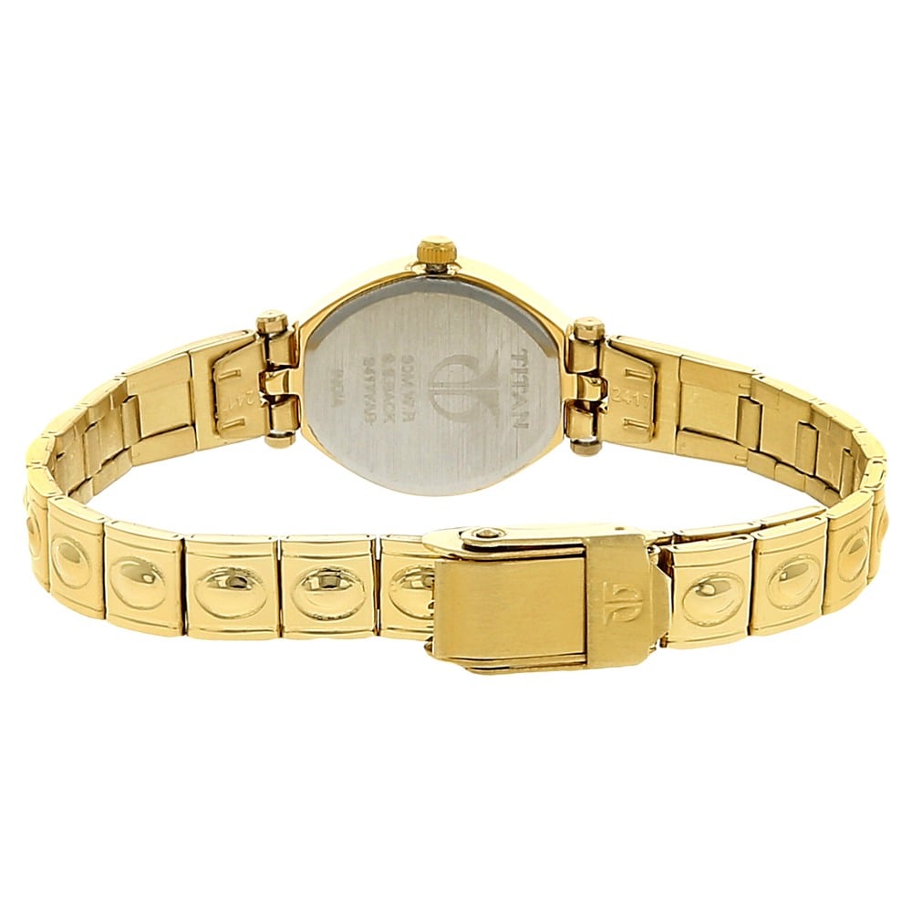 Buy Online Titan Quartz Analog Silver Dial Stainless Steel Strap Watch ...