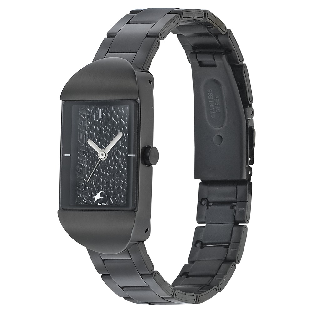 Buy Online Fastrack Go Skate Quartz Analog Black Dial Stainless Steel ...