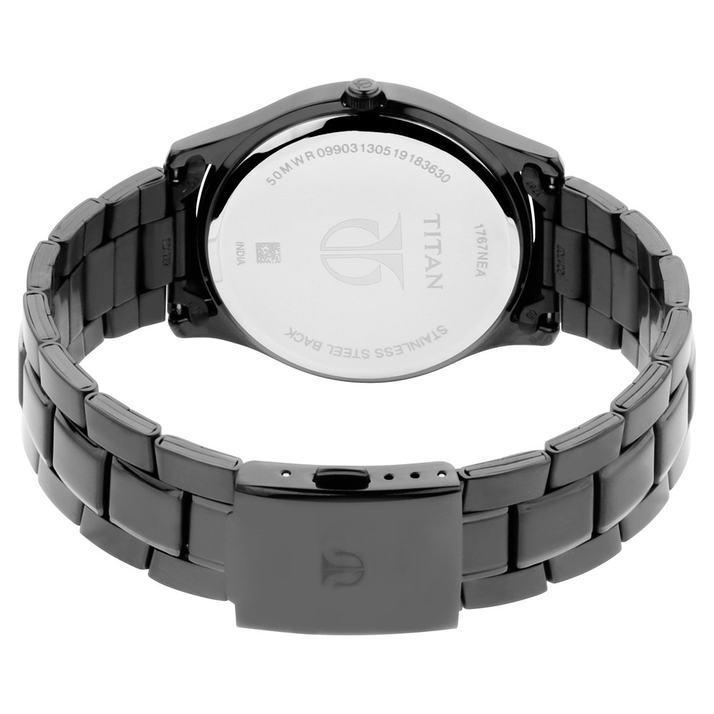 Buy Online Titan Quartz Analog with Day and Date Black Dial Black ...