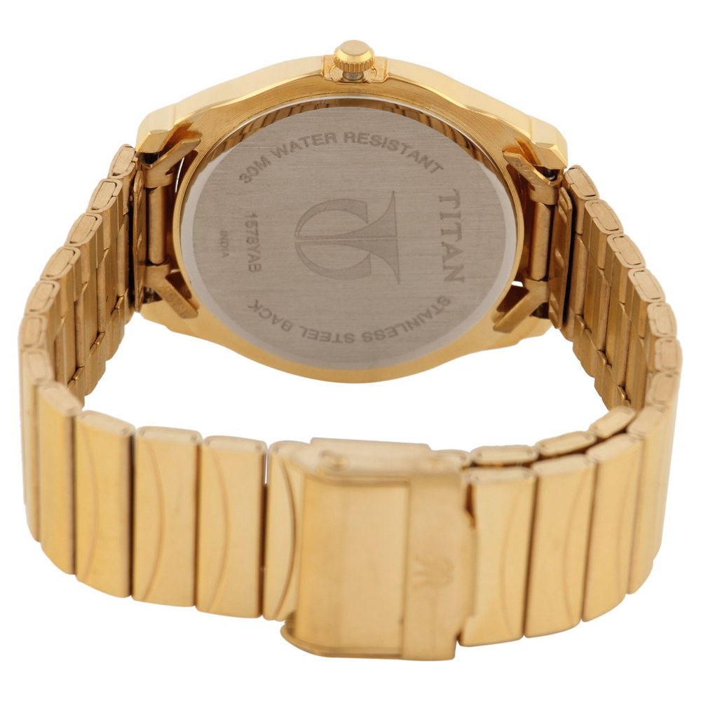 Buy Online Titan Quartz Analog with Day and Date Black Dial Watch for ...
