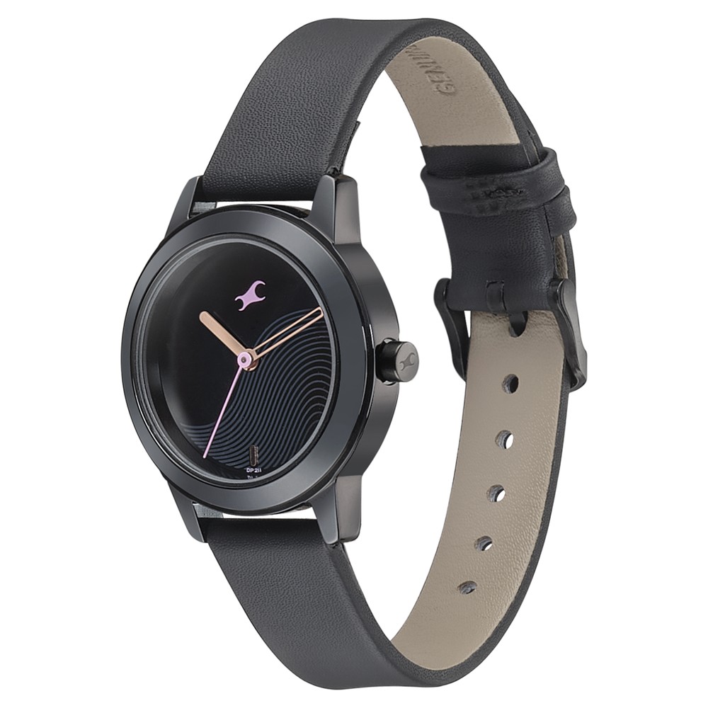 Buy Online Fastrack Pulse Quartz Analog Black Dial Leather Strap Watch ...