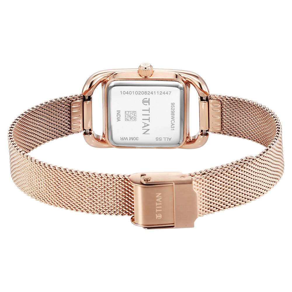Buy Online Titan Horizon Quartz Analog Pink Dial Stainless Steel Strap ...