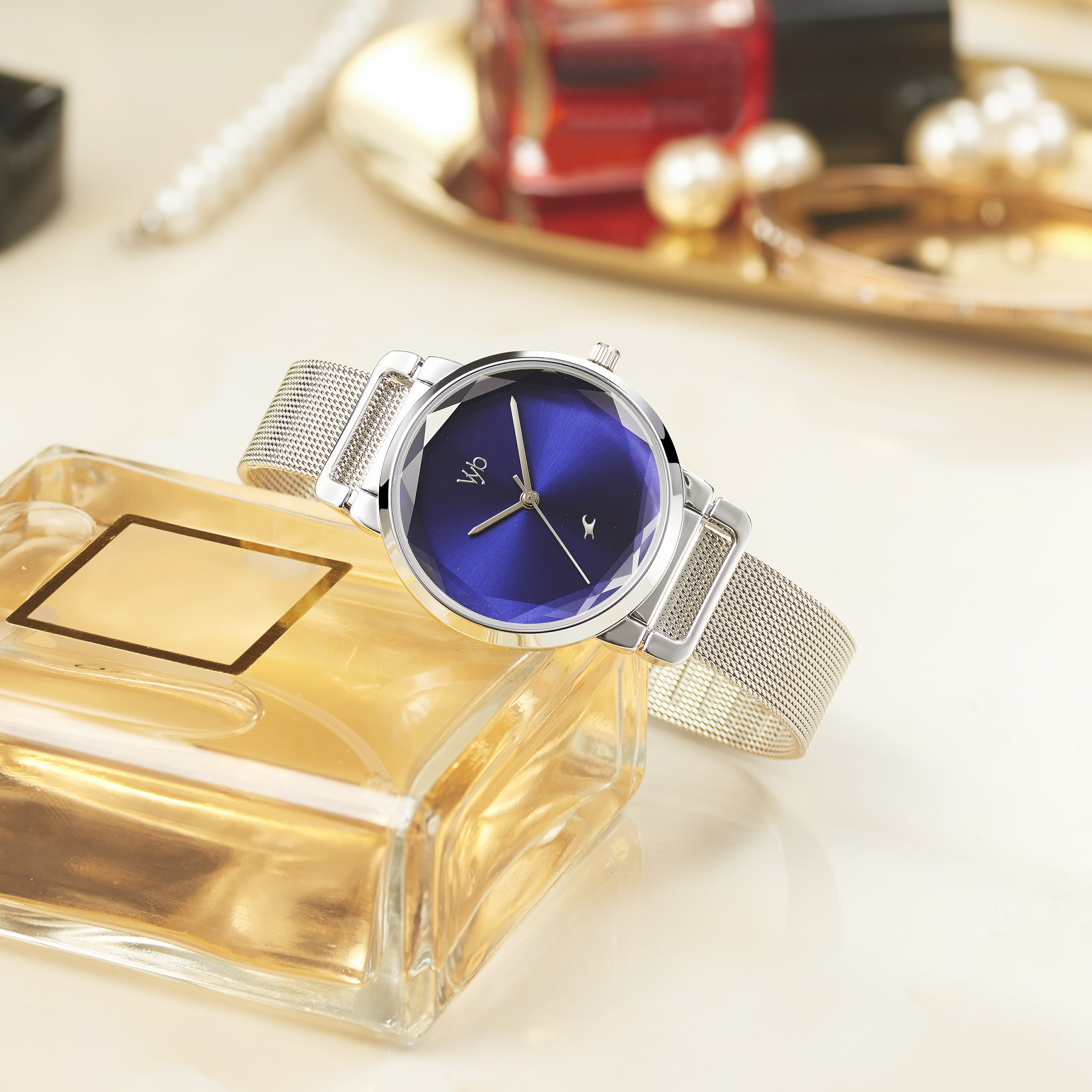 Buy Online Fastrack Vyb Classique Quartz Analog Blue Dial Stainless ...