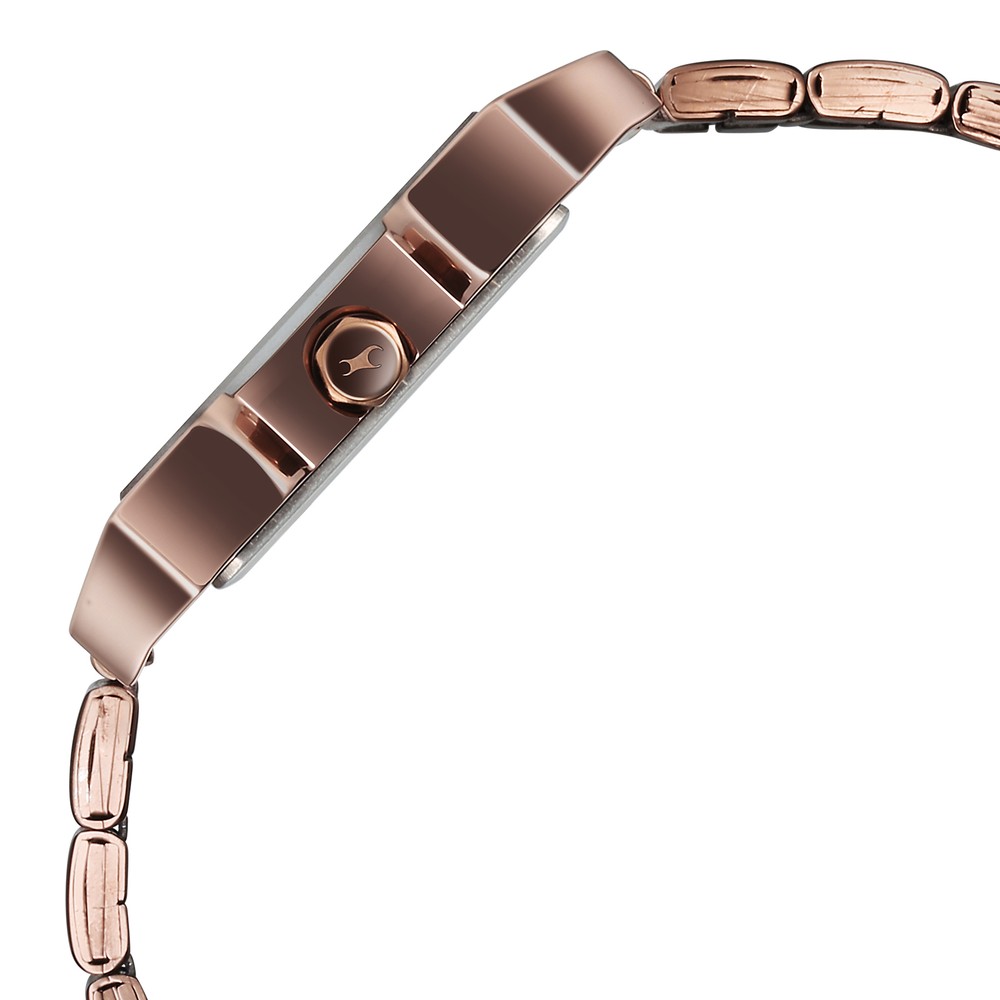 Buy Online Fastrack Pulse Quartz Analog Beige Dial With Brown Colour ...
