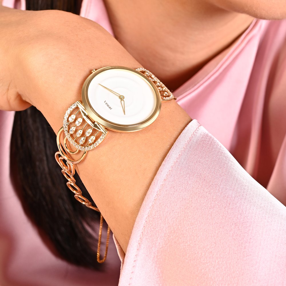 Buy Online Titan Nebula Varsha 18k Gold Analog Diamond Studded Bracelet ...