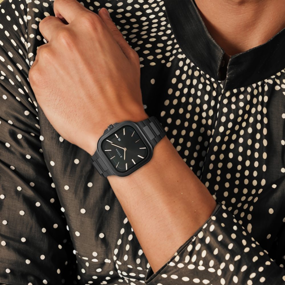 Buy Online Titan Classique Slim Square Quartz Analog with Date Black ...