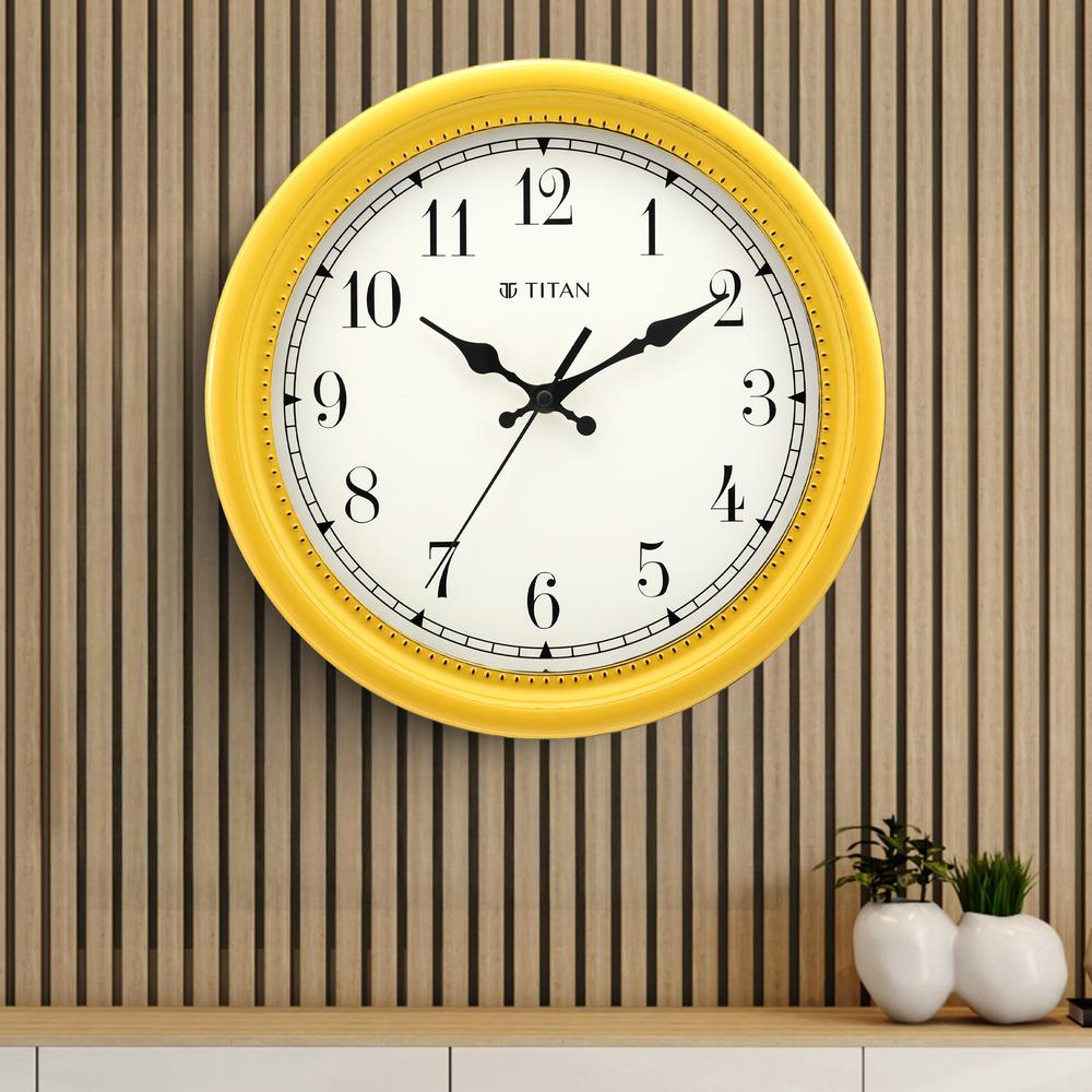 Buy Online Titan Contemporary Distressed Finish White Wall Clock with ...